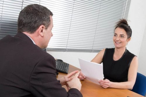 7 Receptionist Interview Questions and Answers | How2Become