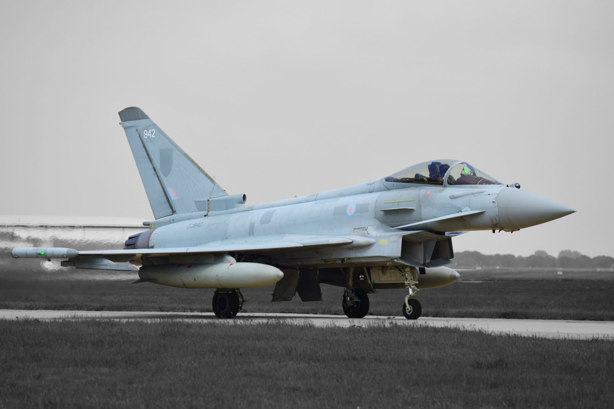 Pass The Royal Air Force Officer Selection Centre: Tests & Interviews